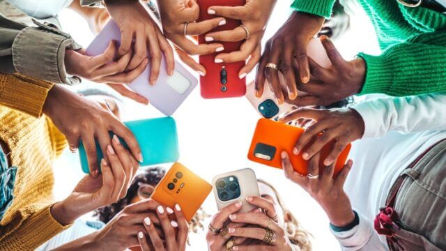 Iliad spinge sull'offerta convergente: nascono gli Iliadclub